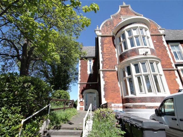 studio for rent in Eccles Old Road, Salford, Manchester, M6 8ES
