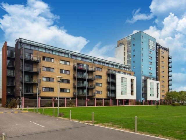 studio for rent in Ferry Court, Cardiff, CF11 0JH