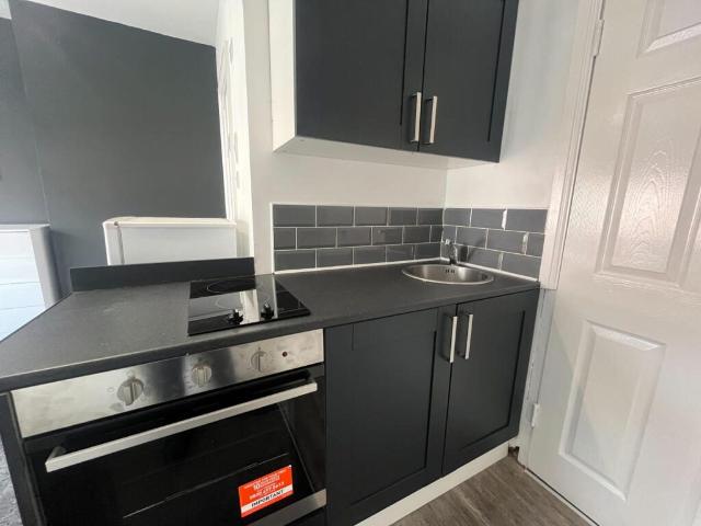 studio for rent in King Georges Avenue, CV6 6FE