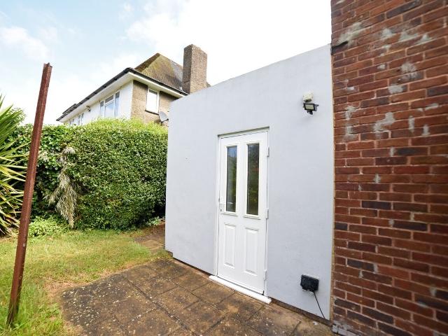 studio for rent in Kings Drive, Eastbourne, BN21