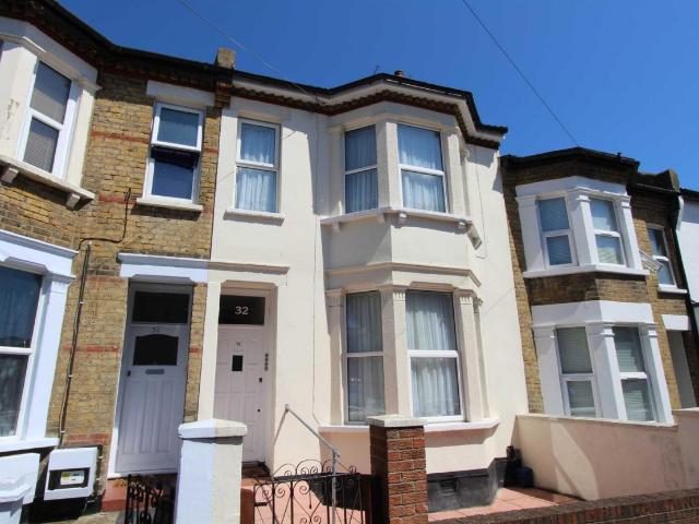 studio for rent in Hartington Road, Southend On Sea