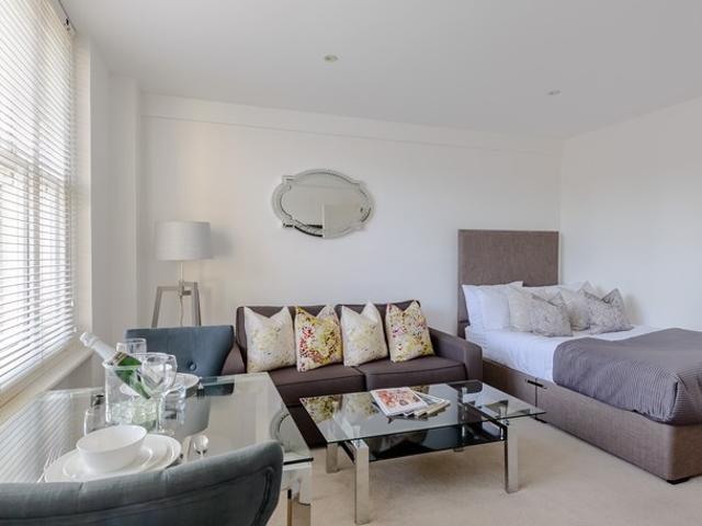 Studio to rent Hill Street, Mayfair W1J
