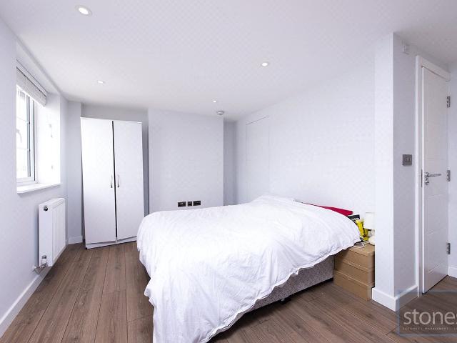 studio for rent in Old Oak Common Lane, London