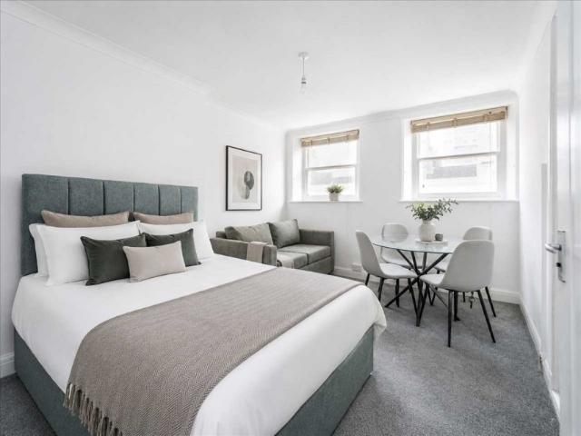 studio for rent in Oriental Place, Flat 12, Brighton