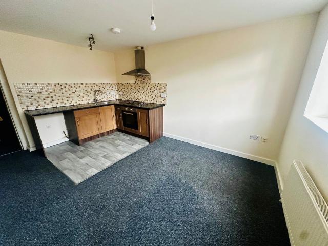 studio for rent in OXFORD STREET, RIPLEY, Ripley, DE5 3AP
