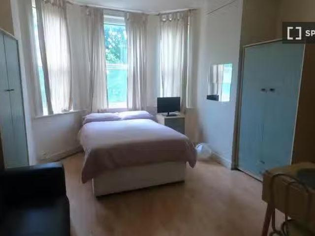 Studio for rent in London