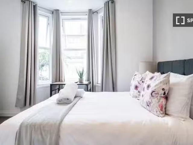 Studio for rent in London
