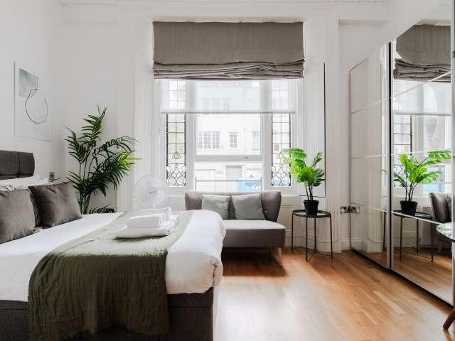 Studio for rent in Lancaster Gate, London