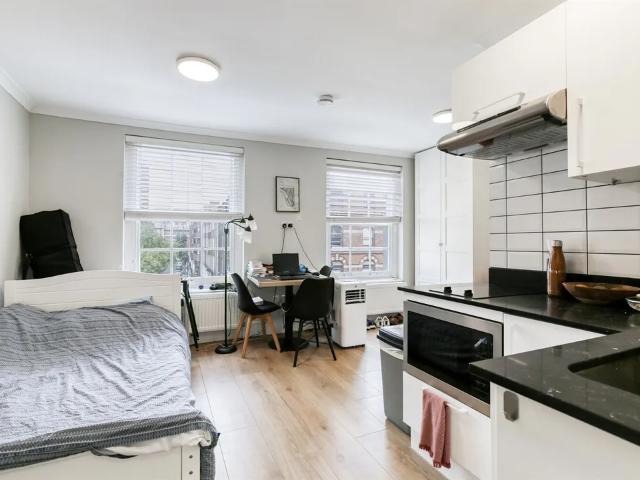 studio for rent in Leigh Street, London, WC1H