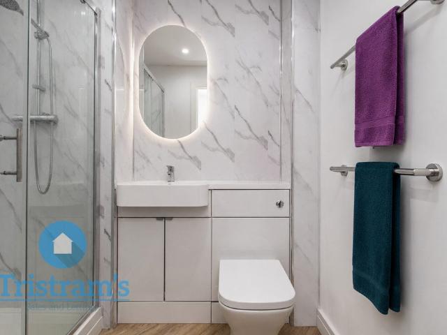 studio for rent in Lenton Boulevard, NG7 2BY