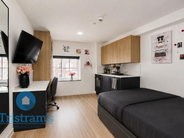 studio for rent in Lenton Boulevard, NG7 2BY