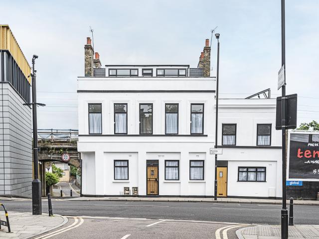 Studio for Rent in Morning Lane | Foxtons