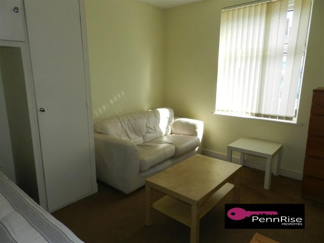 studio for rent in Northcote Street, Cardiff