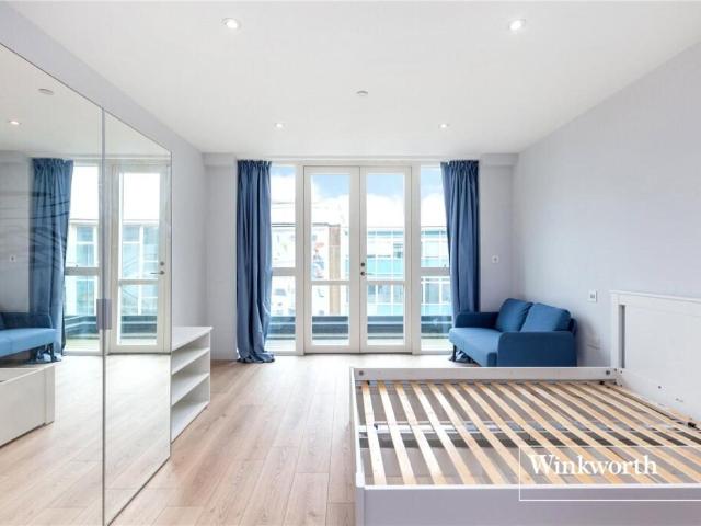 studio for rent in Shakespeare Road, N3 1FA