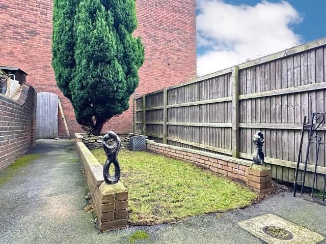 studio for rent in Spurr Street, Sheffield