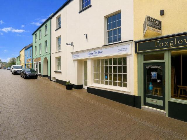 studio for rent in St Mary Street, Chepstow, NP16 5EW