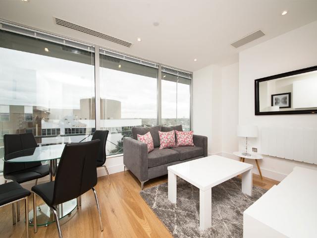 studio for rent in Staines Road, Hounslow