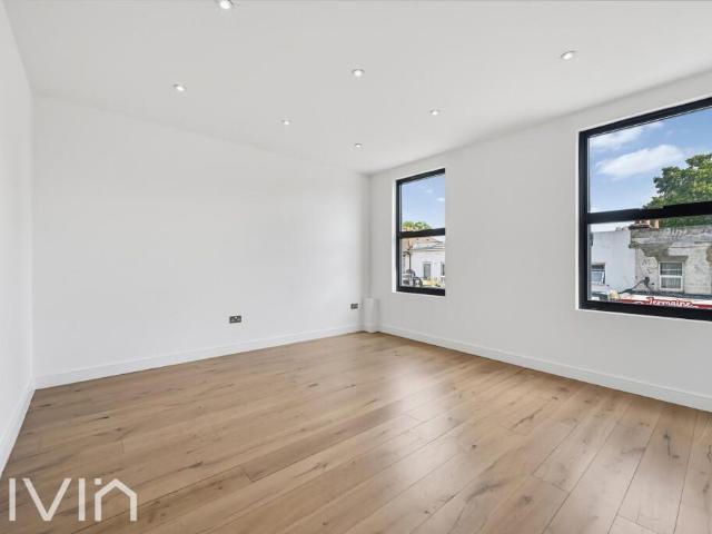 studio for rent in Portland Road, SE25 4PF