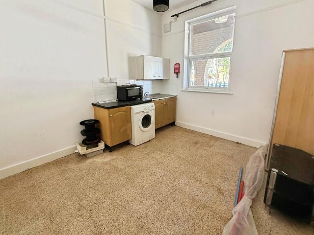 studio for rent in Portswood Portswood, Southampton, SO17