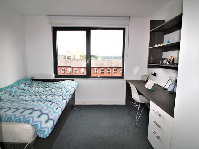 studio for rent in Pearl Works, 2 Howard Lane, Sheffield, S1 2FT