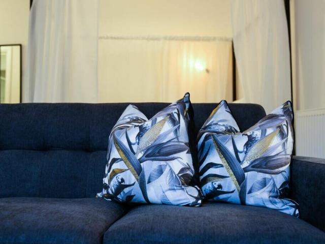 studio for rent in Property, BS8 4RY