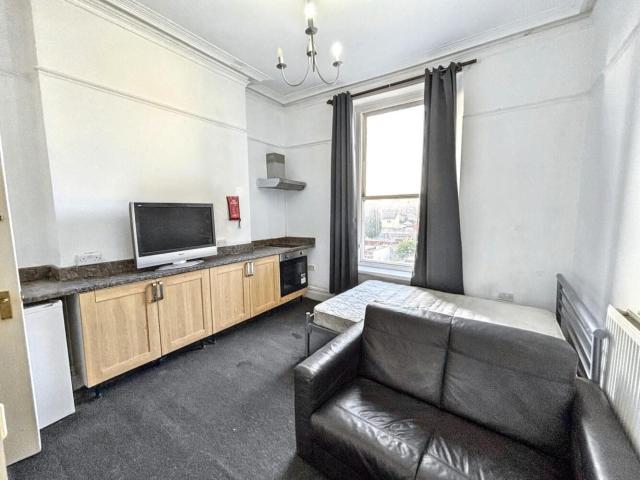 studio for rent in Property, BS11 9AD