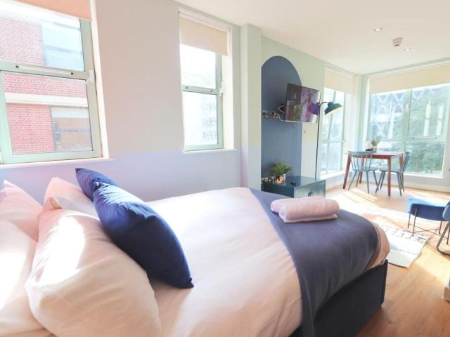 studio for rent in Property, BS1 4PH