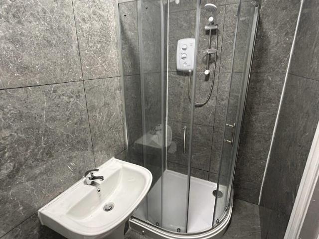 studio for rent in Property, DE22 3NP