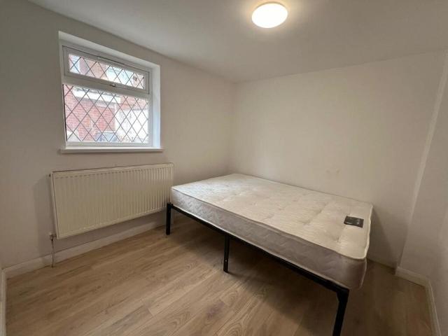 studio for rent in Property, UB7 9DR