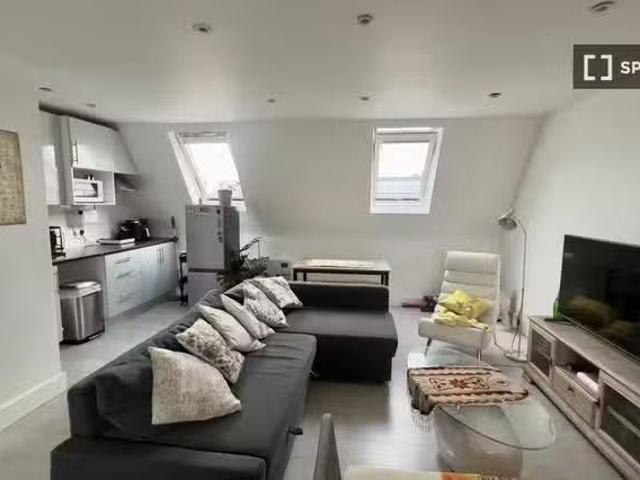 Studio for rent in West Acton, London