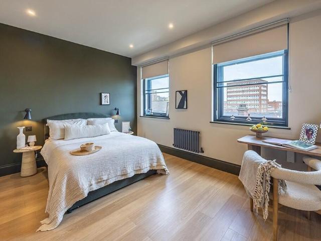 studio for rent in West Street, S1 4XD