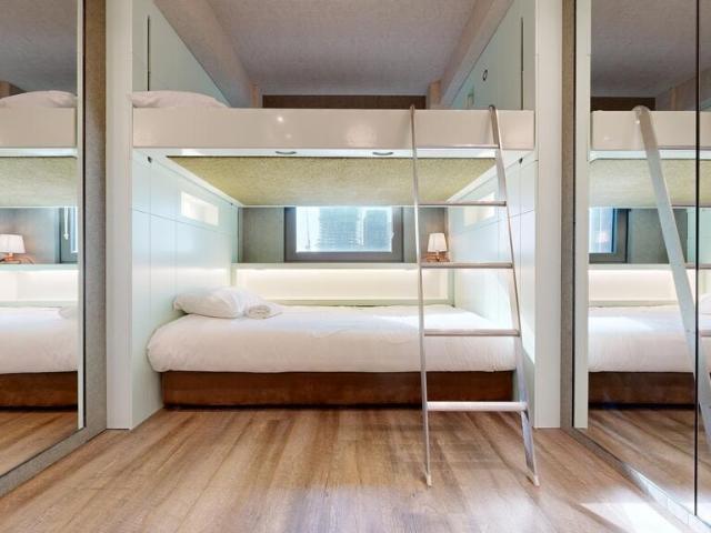 Studio to rent on Western Avenue, London