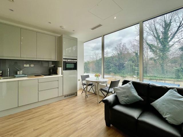 studio for rent in Westgate, Ealing, Ealing
