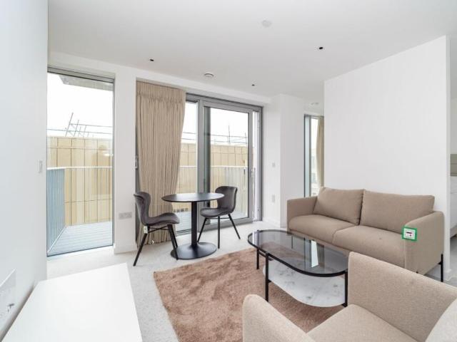 Studio to rent on Tapestry Way, London