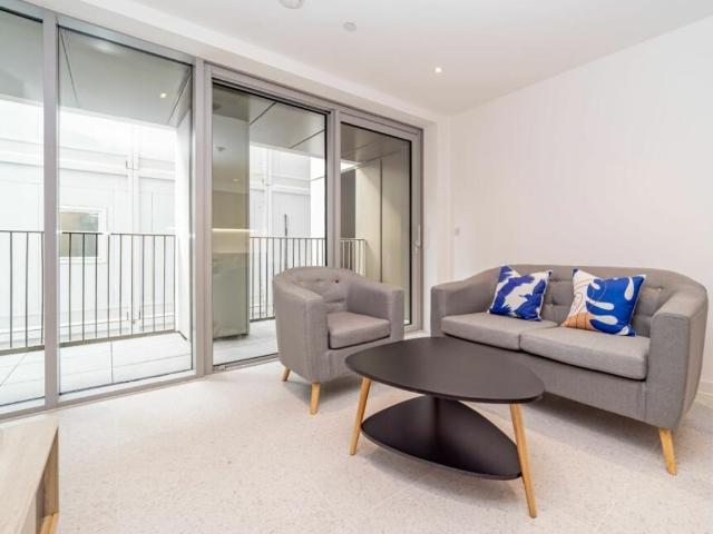 Studio to rent on Tapestry Way, London