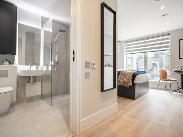 studio for rent in The Mall, Ealing, Ealing