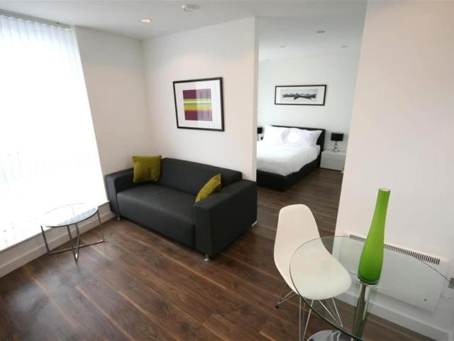 studio for rent in The Heart, Blue Media City Uk M50