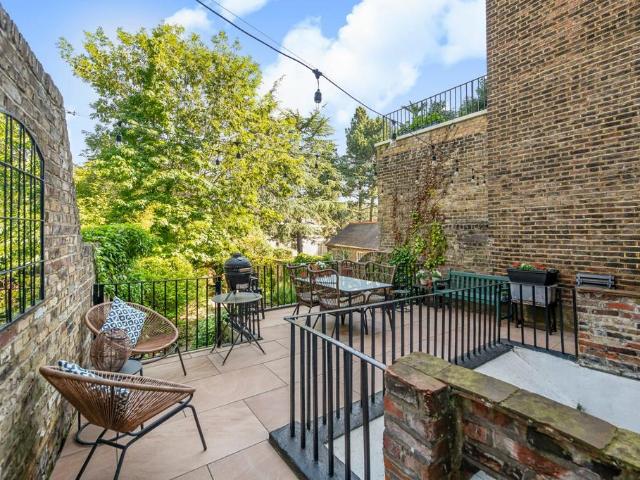 Studio for sale