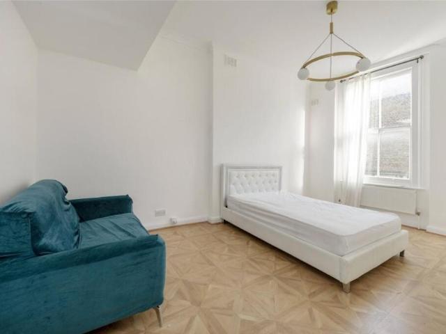 Studio for sale