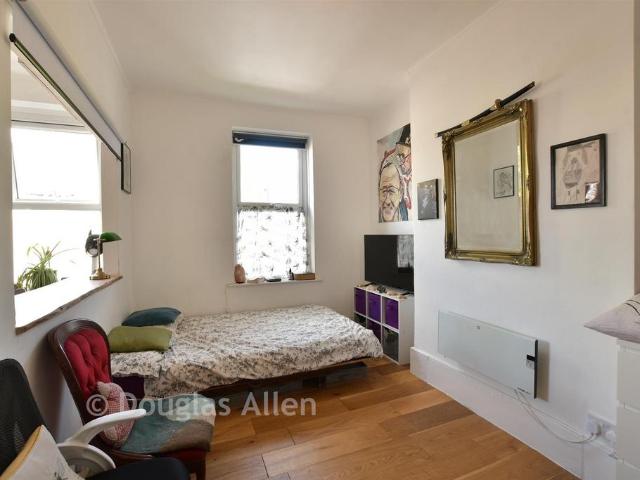Studio for sale