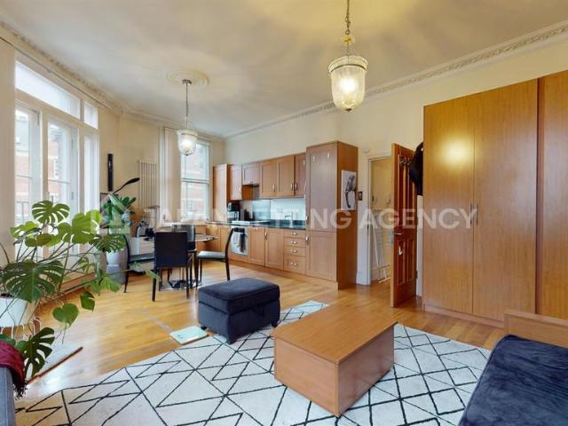 Studio for sale