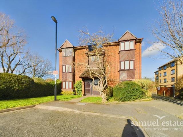 Studio for sale