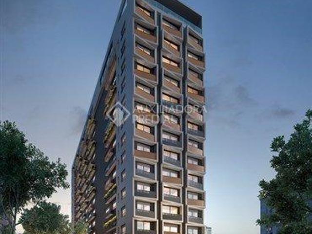 Studio finamente mobiliado com vista para Redençao