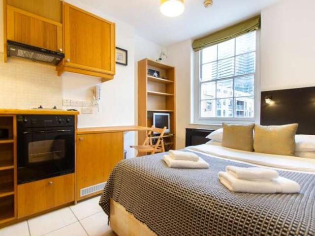 Studio Flat
