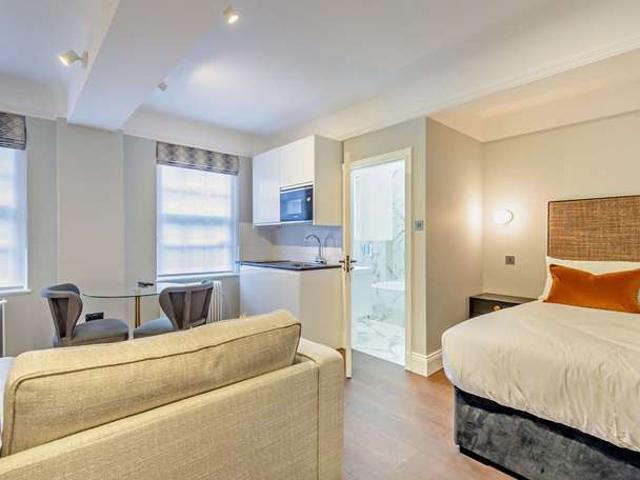 Studio Flat