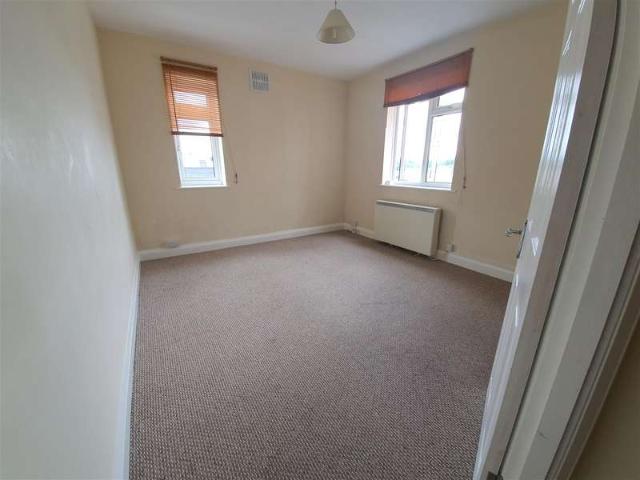 Studio Flat