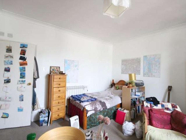 Studio Flat