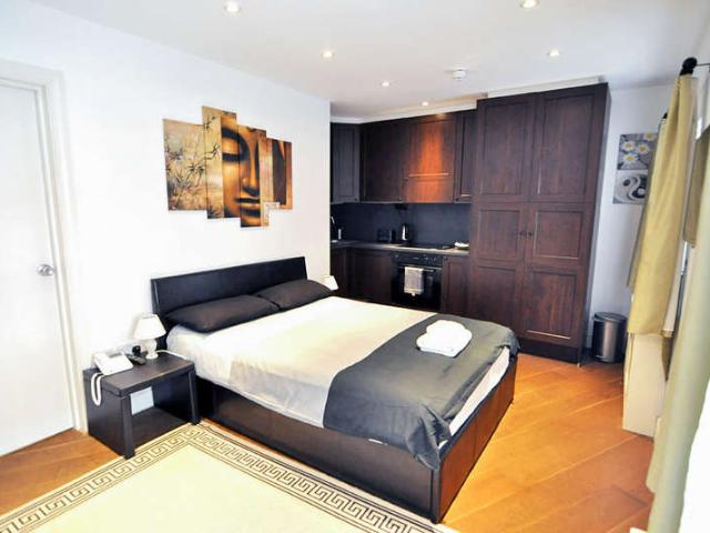 Studio Flat