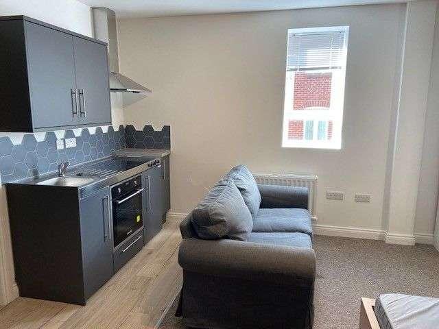 Studio Flat