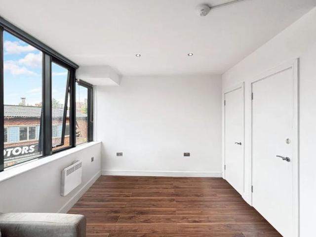 Studio Flat 46, Elmgrove Road, Harrow, HA1